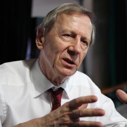 All Anthony Giddens Books in Order (Complete List) | Readupnext.com