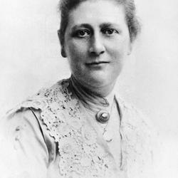 All Beatrix Potter Books in Order (Complete List) | Readupnext.com