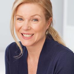 All Jennifer Ryan Books in Order (Complete List) | Readupnext.com
