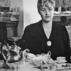 All Margery Allingham Books in Order (Complete List) | Readupnext.com