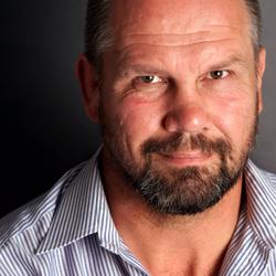 All Peter FitzSimons Books in Order (Complete List) | Readupnext.com