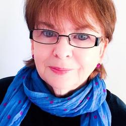 All Roald Dahl Books in Order (Complete List) | Readupnext.com