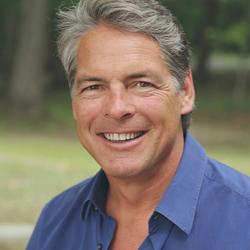 All Robert T Kiyosaki Books in Order (Complete List) | Readupnext.com